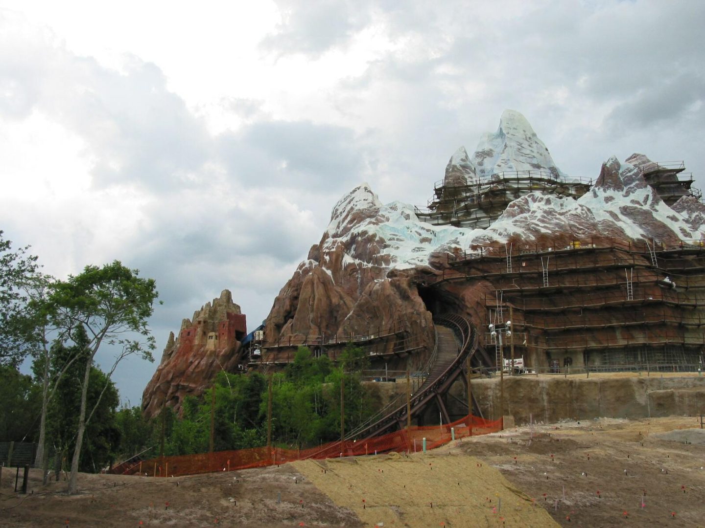 Expedition Everest 2005-09-30-2814 - MiceChat
