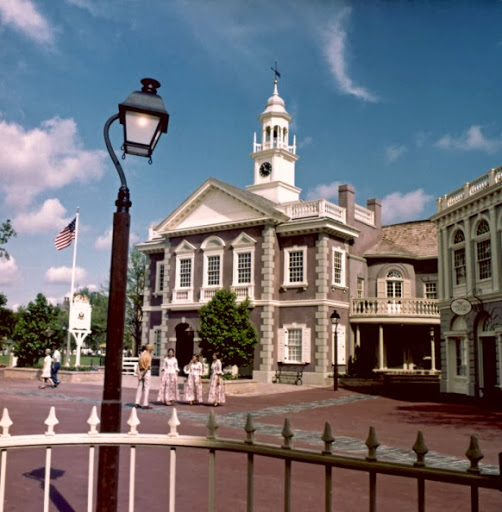 liberty-square-006 - MiceChat