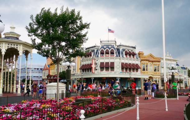 Walt Disney World: Keys to the Kingdom Tour Review