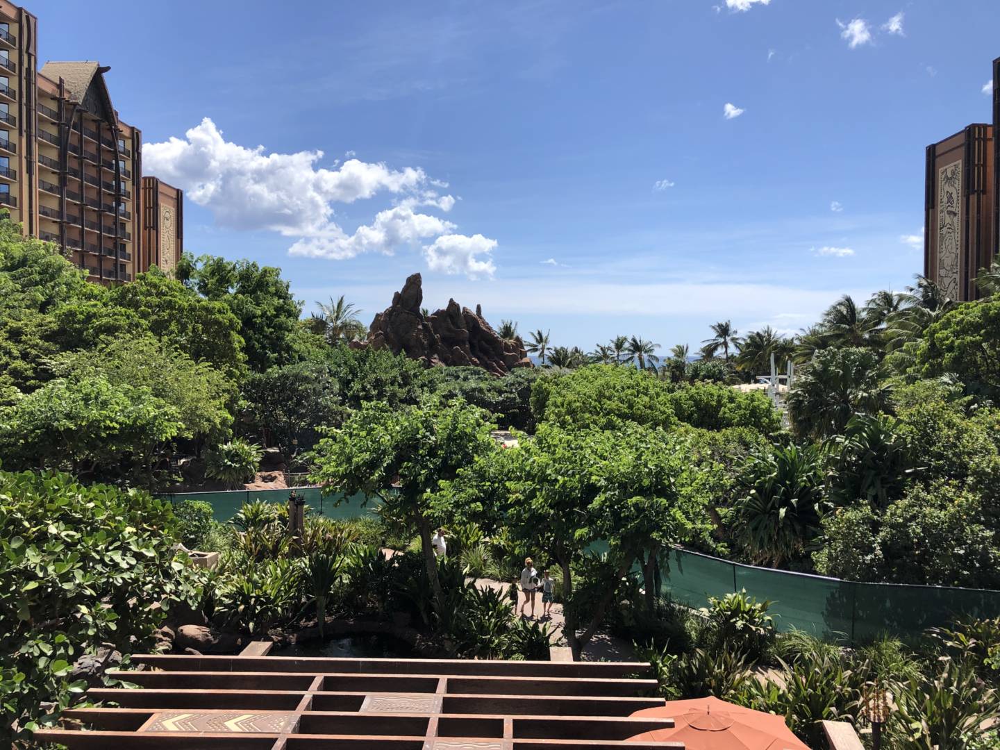 Disney's Aulani Update - Pool Under the Knife, Food, Merch & More