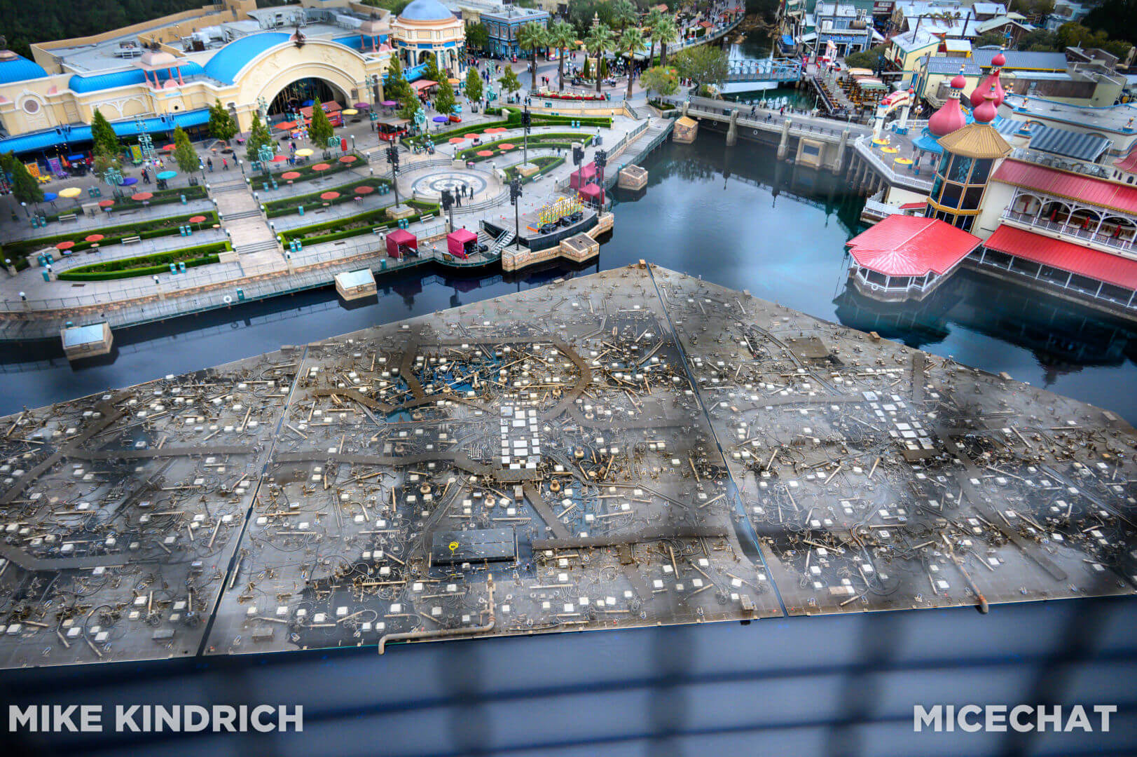 Disney California Adventure_Pixar Pier_Paradise Bay_WOC Lagoon_from ...