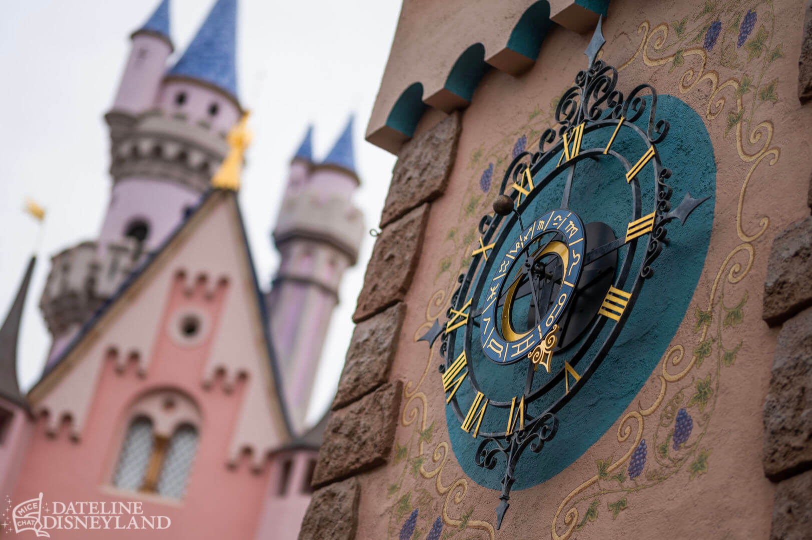 Disneyland Fantasyland Sleeping Beauty Castle DSC_2757-X5 - MiceChat