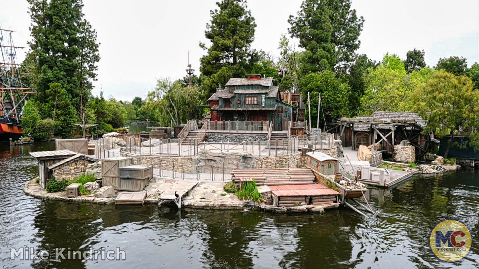 Breaking News: Disneyland's Fantasmic Gets A Reopening Date!