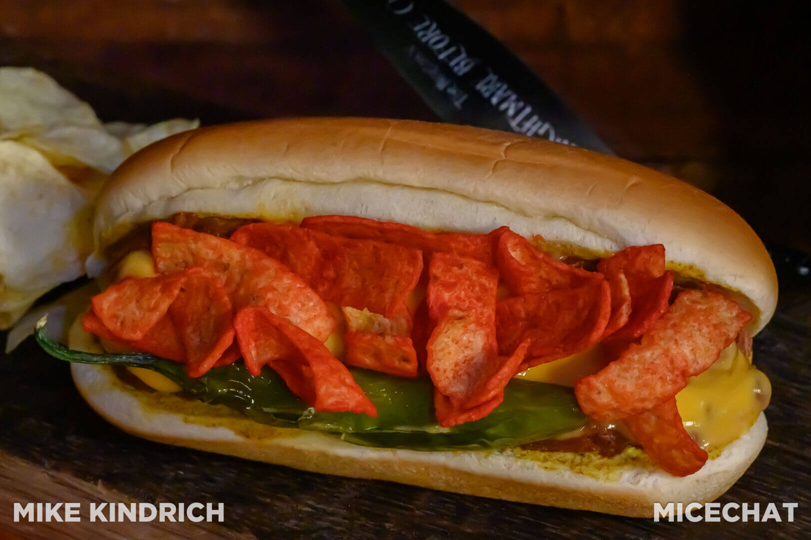 Disneyland_Halloween_Spicy Chilli Dog (1 of 1) - MiceChat