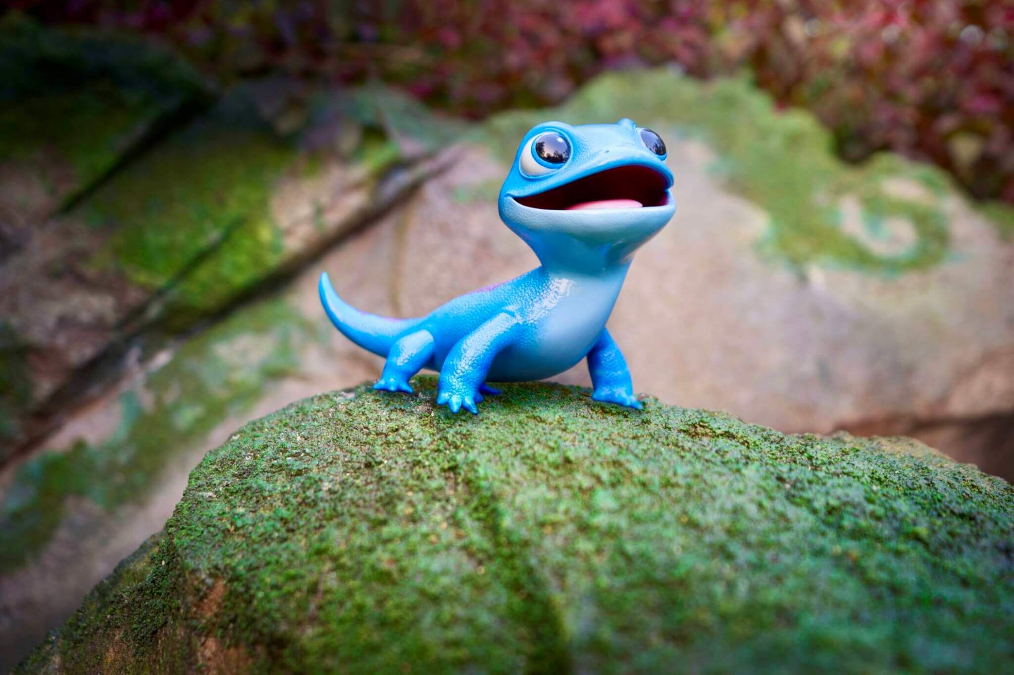 Hoo Hoo, World of Frozen Debuts at Hong Kong Disneyland!