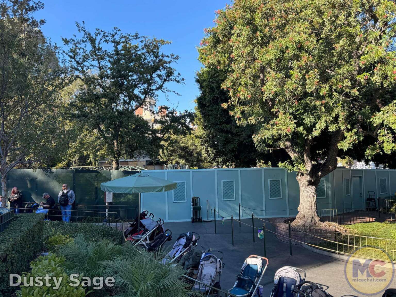 Disneyland Update: The Great Goodbye, Lightning Lame & Constant ...
