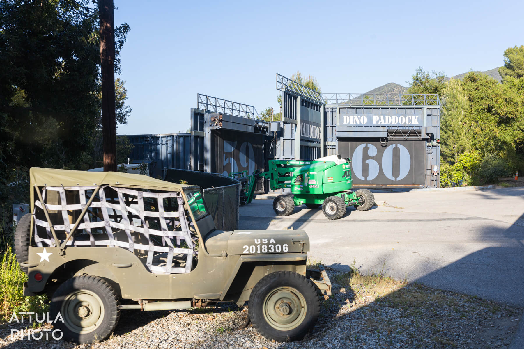 006_Universal_Studios_Hollywood_60th Anniversary Studio Tour_Dino ...
