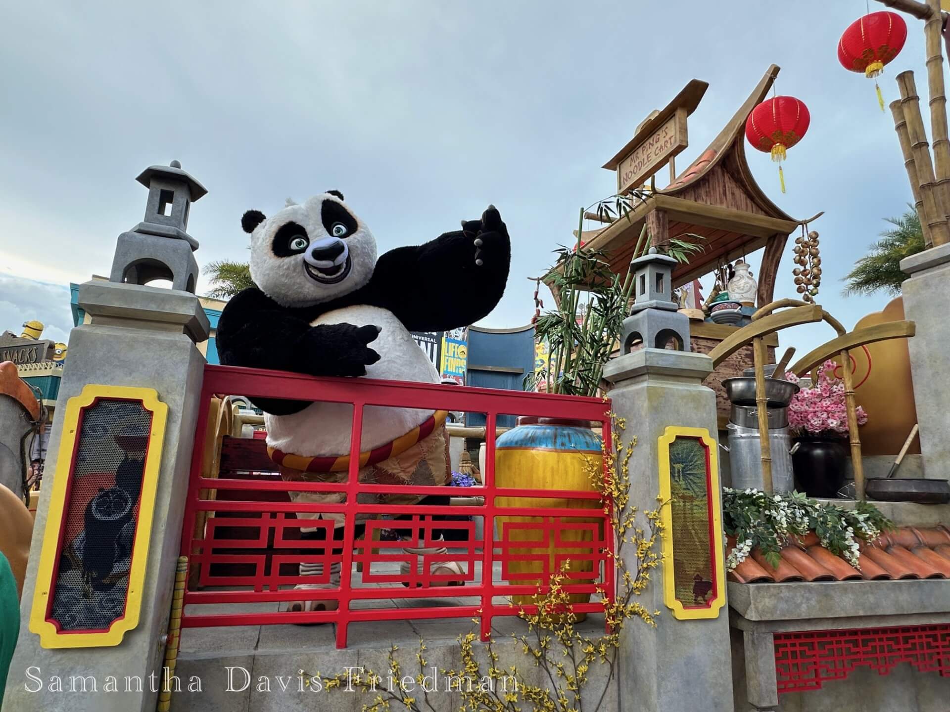 Universal Orlando - Parade - Po - MiceChat