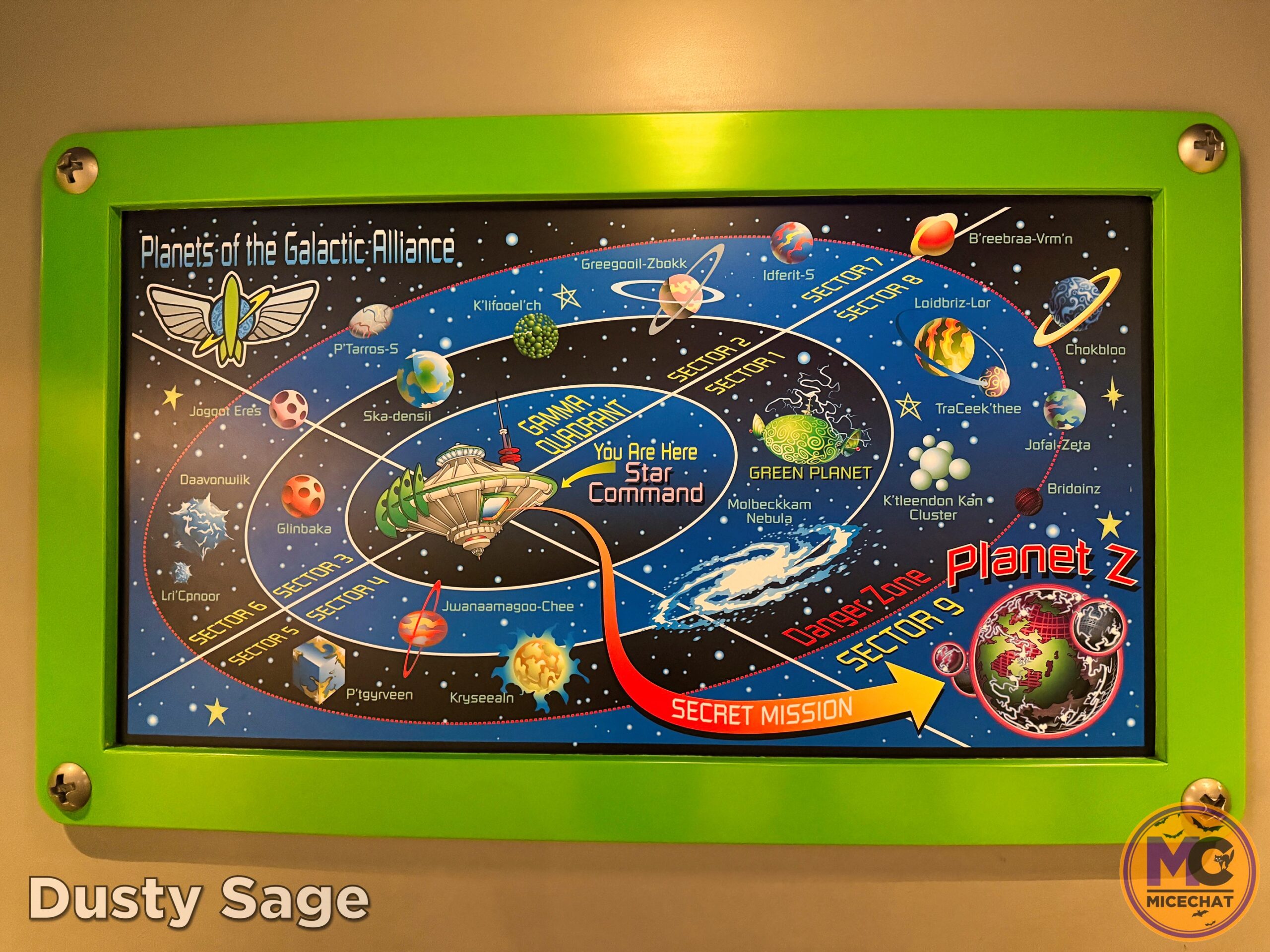 Photo Capture Buzz Lightyear Galazy Map to Planet Z - MiceChat