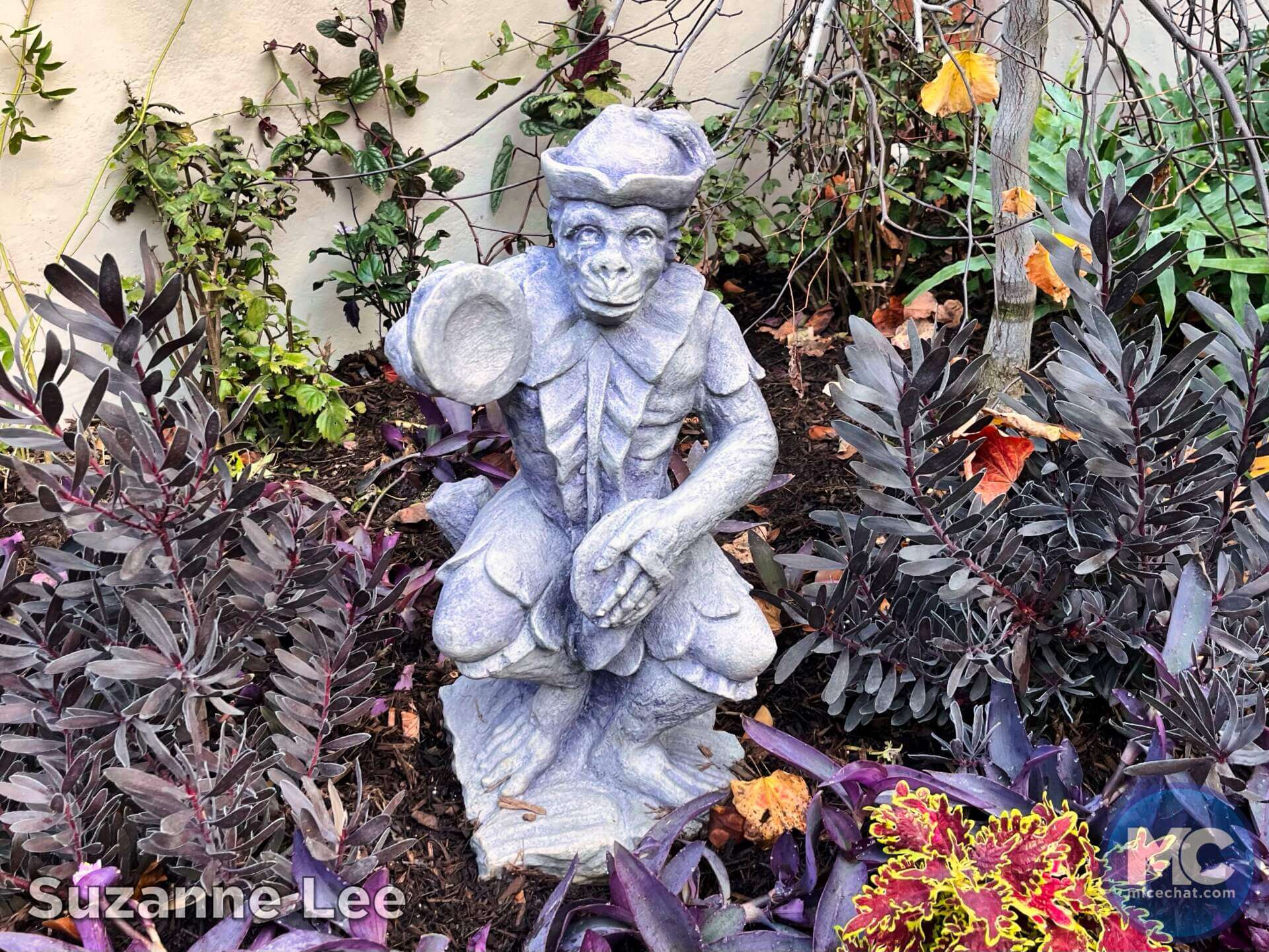 disneyland 1 Disneyland Haunted Mansion Queue Garden cymble monkey ...