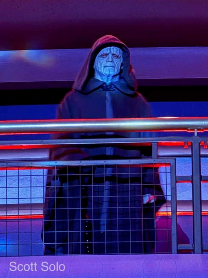 Galactic Guide: Disneyland Star Wars Nite Characters Food & Fun!