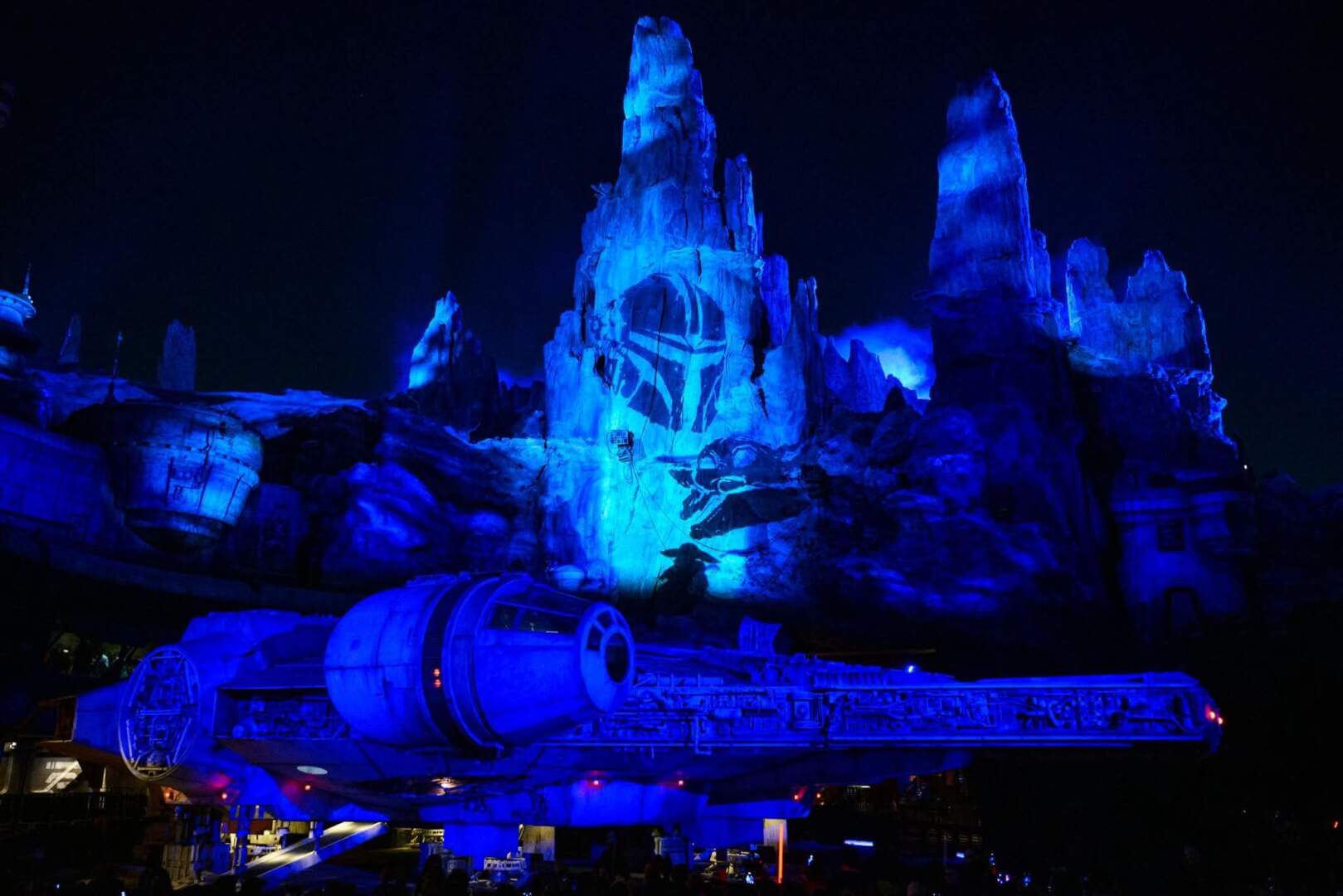 DISNEYLAND UPDATE: Grogu Nights, Security Fights & Influencer Hype
