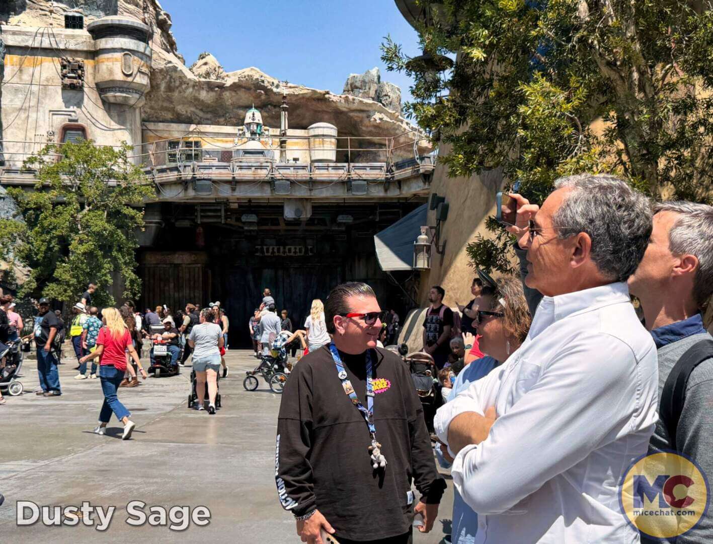 DISNEYLAND UPDATE: Galaxy’s Edge Awakens—Vader, Music & A New Hope